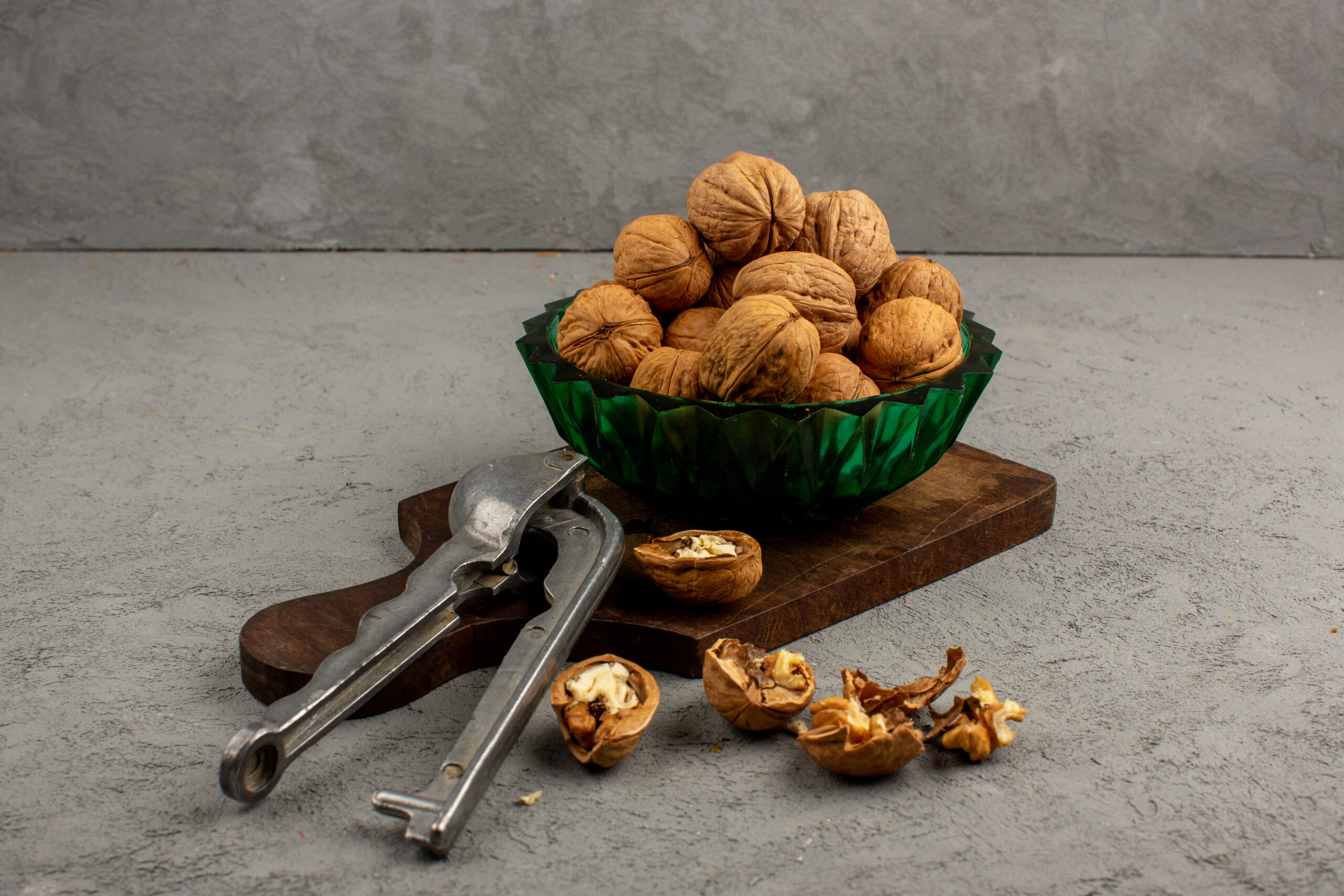 WALNUT WHOLE BEST - KP Cashews